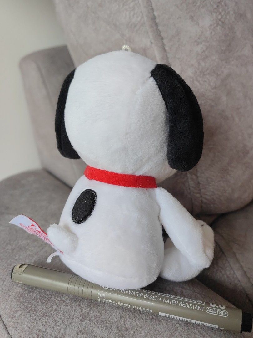 T-ARTS Peanuts Beans Collection Snoopy Soft Toy Plush Bag Decoration ...