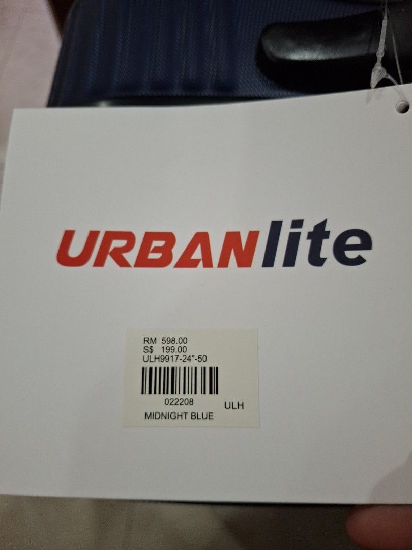 28"Luggage extra large, brand new, security lock, 49x29.5x75cm, Hobbies ...