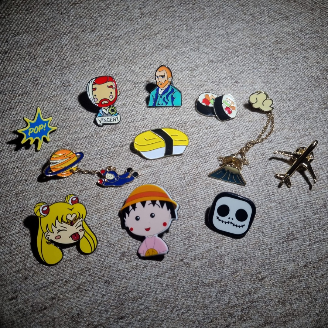 Assorted Pins - Van Gogh, Sailr Moon, Chibi Maruko Chan, Fuji, etc ...