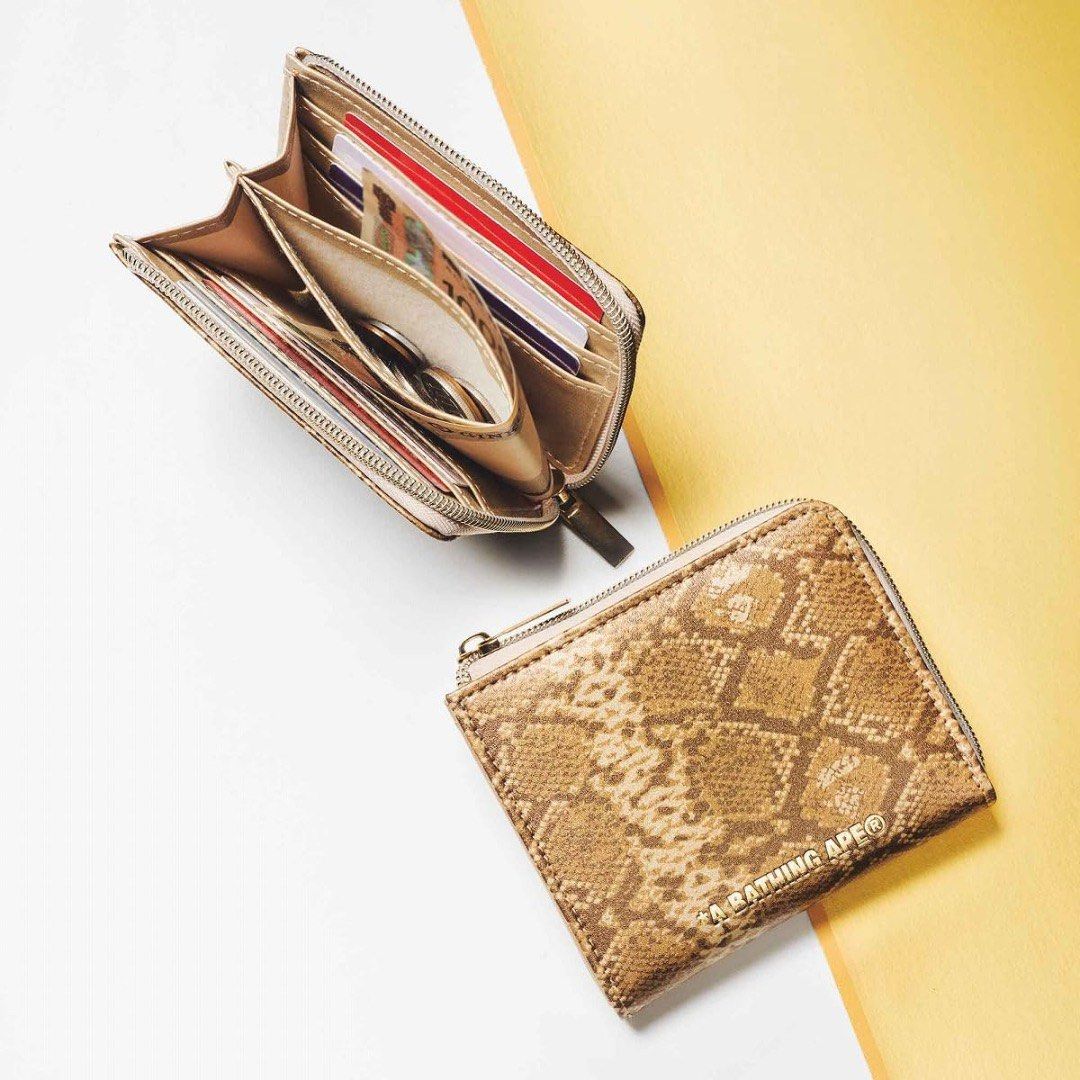 BAPE (A Bathing Ape) - Mini Wallet Snake Pattern Magazine Issue, Women ...