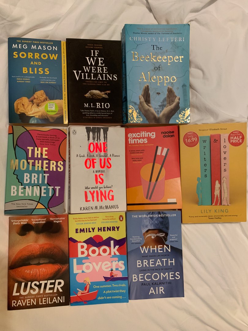 BookTok Books Bundle of 10, Hobbies & Toys, Books & Magazines ...
