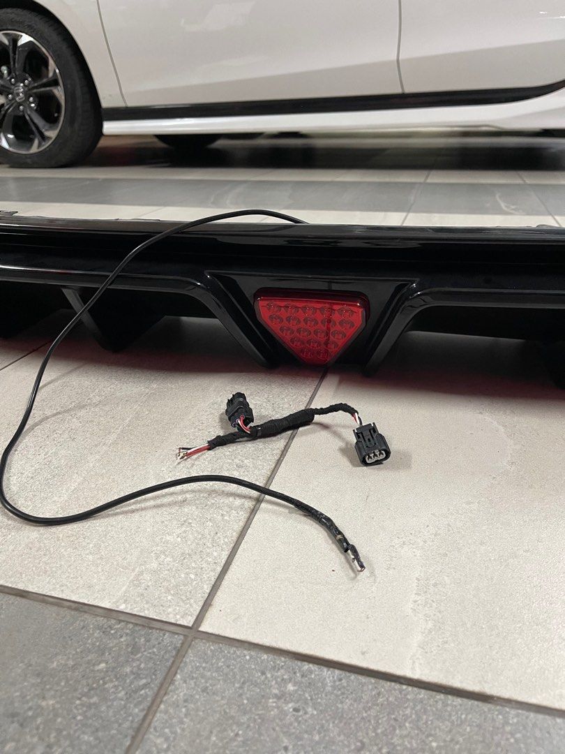 CIVIC FE rear diffuser, Auto Accessories on Carousell