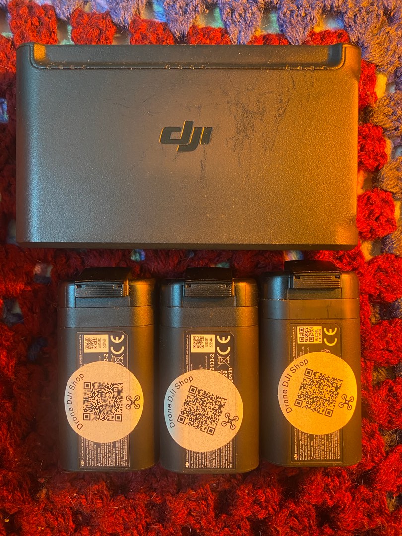 Dji mavic mini battery units + charging hub, Photography, Drones on ...