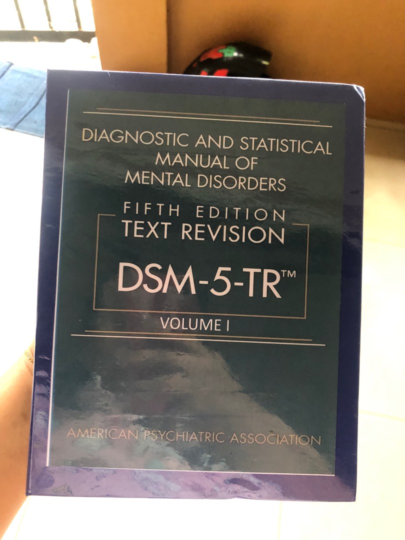 DSM 5-TR VOLUME 1 5th edition, Hobbies & Toys, Books & Magazines ...