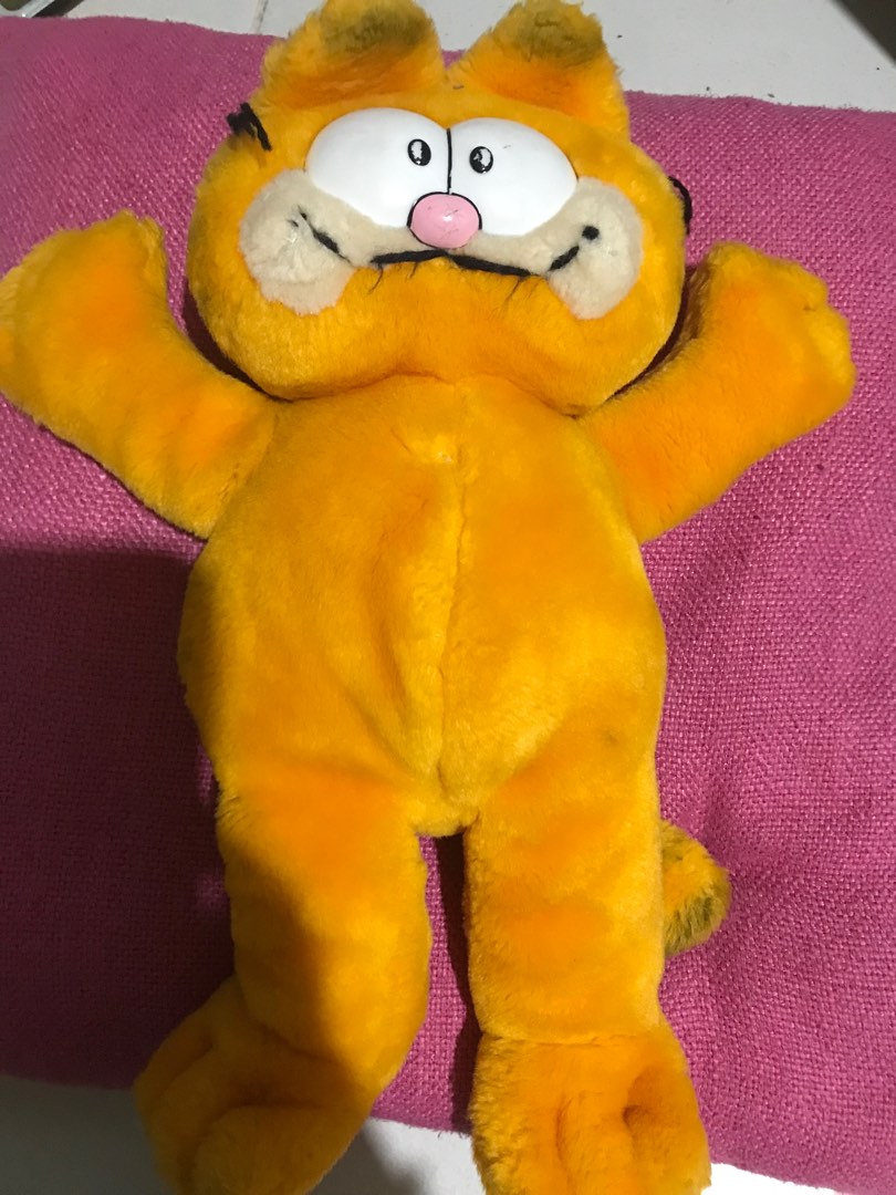 Garfield stuff toy, Hobbies & Toys, Toys & Games on Carousell