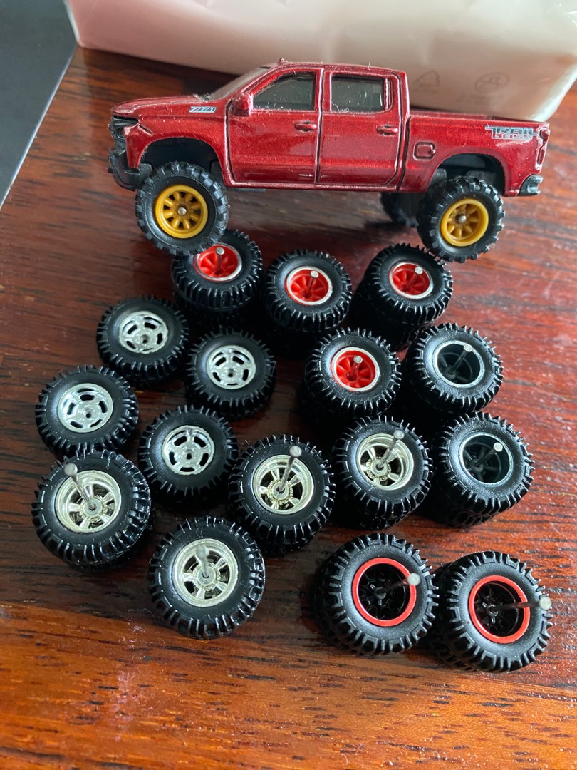 Hot wheels tayar getah, Hobbies & Toys, Toys & Games on Carousell