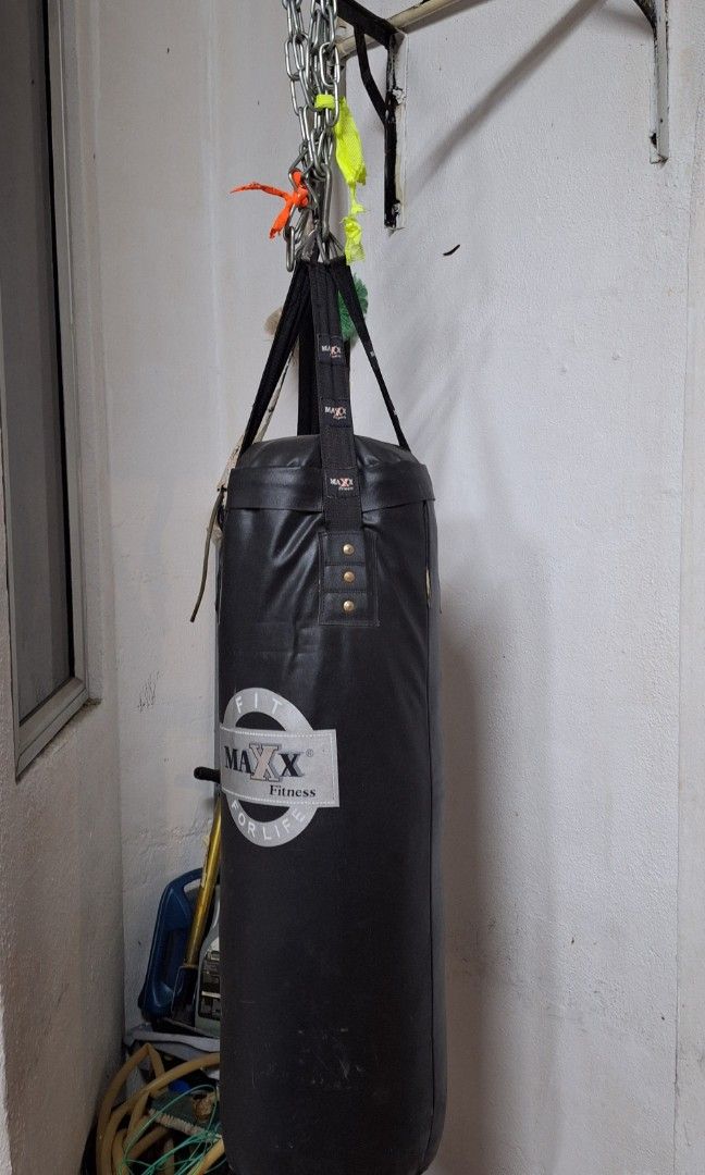 MAXX Fitness Punching Bag, Sports Equipment, Exercise & Fitness, Cardio ...