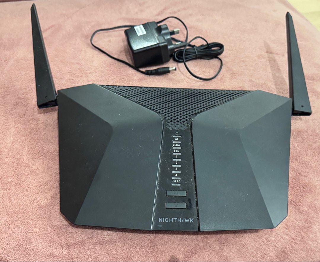 Netgear Nighthawk AX3000 RAX40 WiFi 6 Router, 電腦＆科技, 電腦周邊及配件, Wifi及上網相關 ...