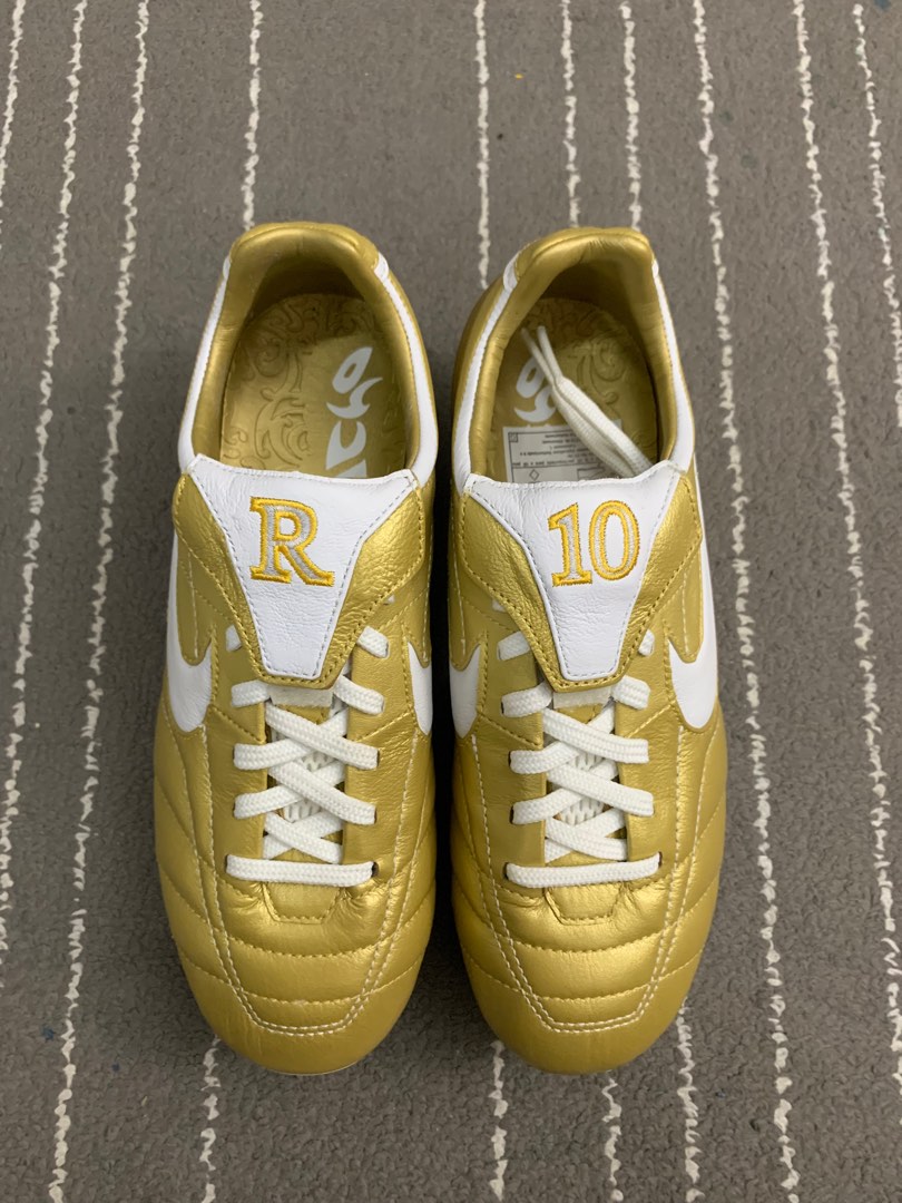 Nike R10 Kids Boot (soft Ground), Babies & Kids, Babies & Kids Fashion ...