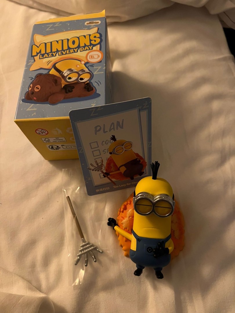 POPMART - too lazy for cleaning - minion lazy everyday, Toys ...