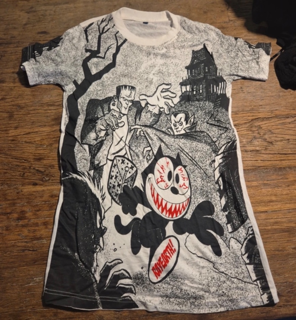 Rare Horror Felix the Cat Vampire Shirt, Men's Fashion, Tops & Sets ...