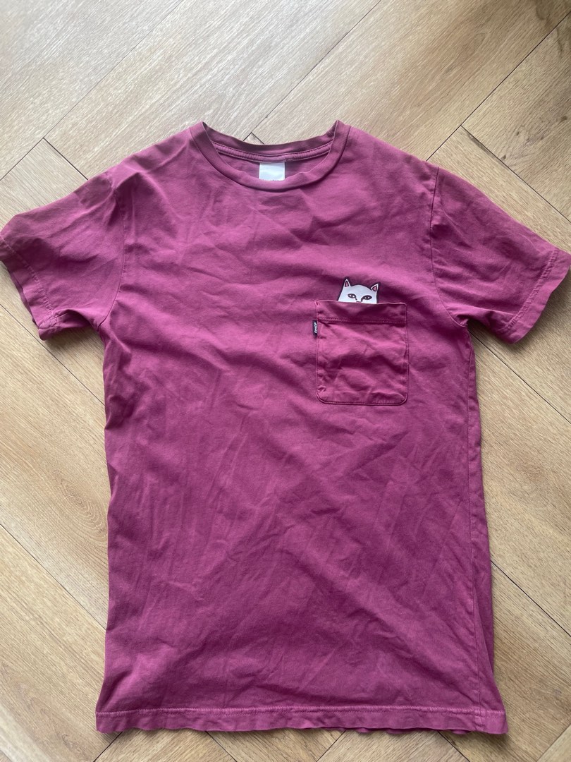 Rip n dip burgundy small logo pocket, Fesyen Pria, Pakaian , Atasan di ...