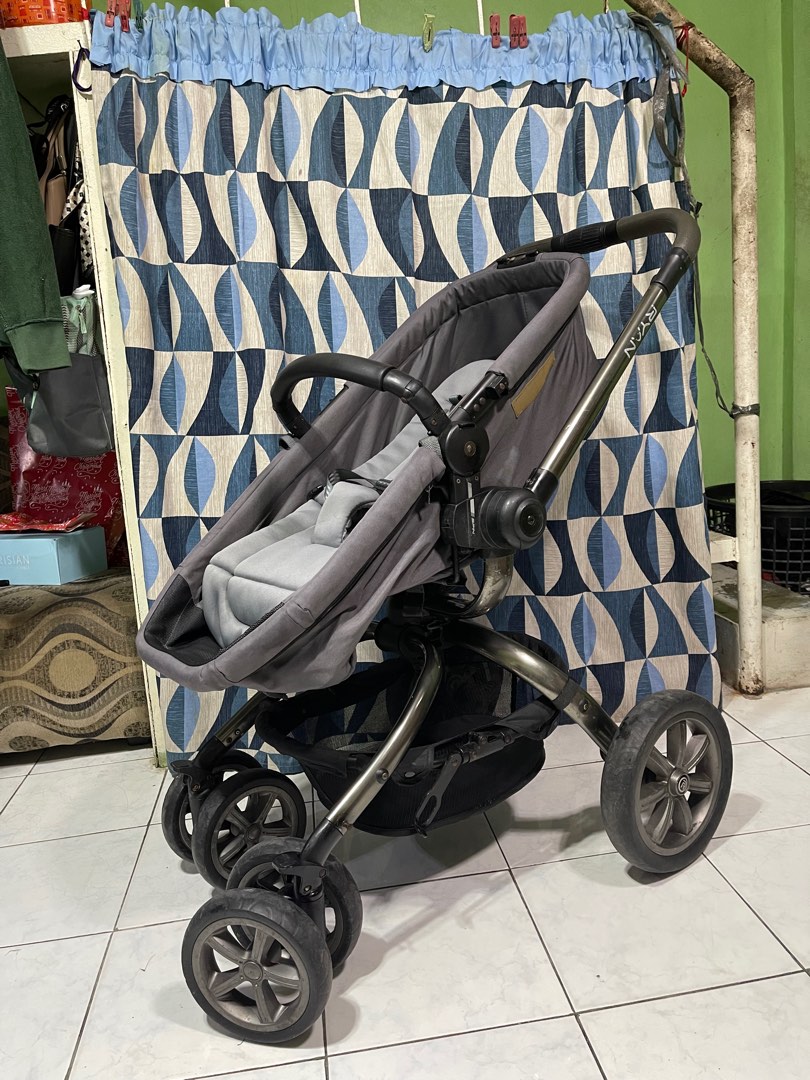 Ryan Stroller, Babies & Kids, Going Out, Strollers on Carousell
