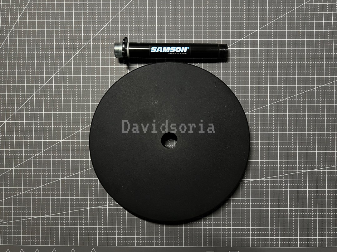 Samson MD5 Microphone Stand, Audio, Microphones on Carousell