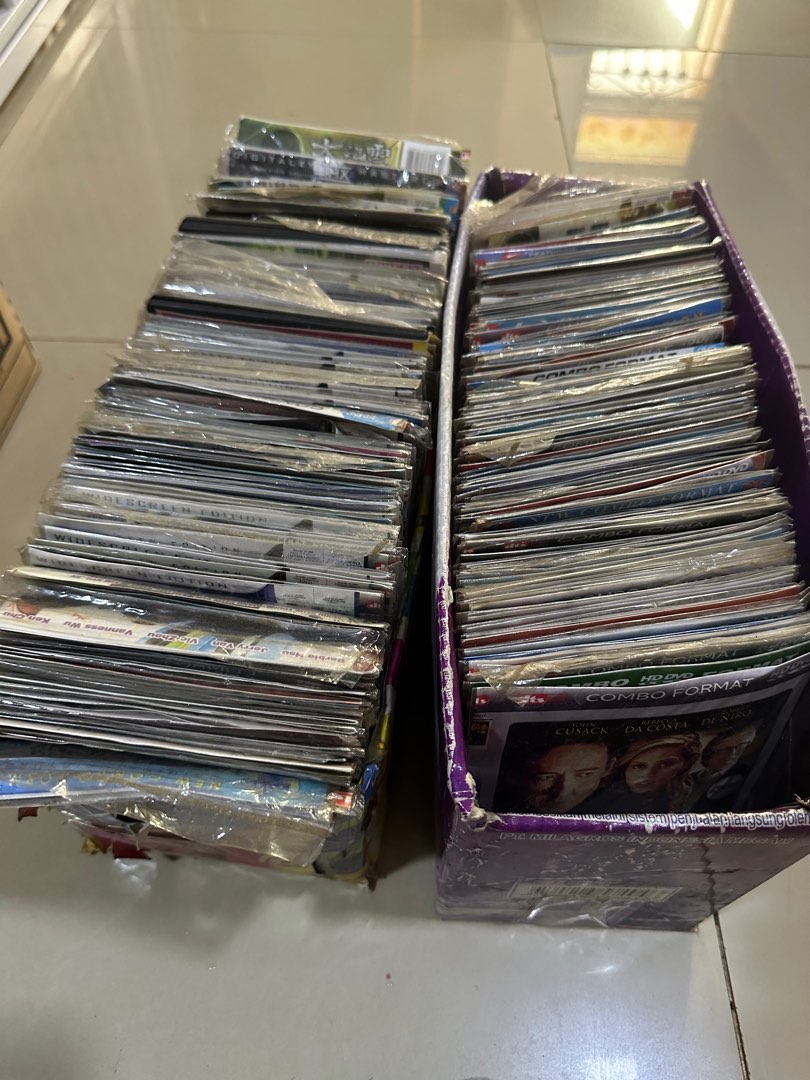 Take all kaset dvd estimasi total 300+ disc, Elektronik, Lainnya di Carousell