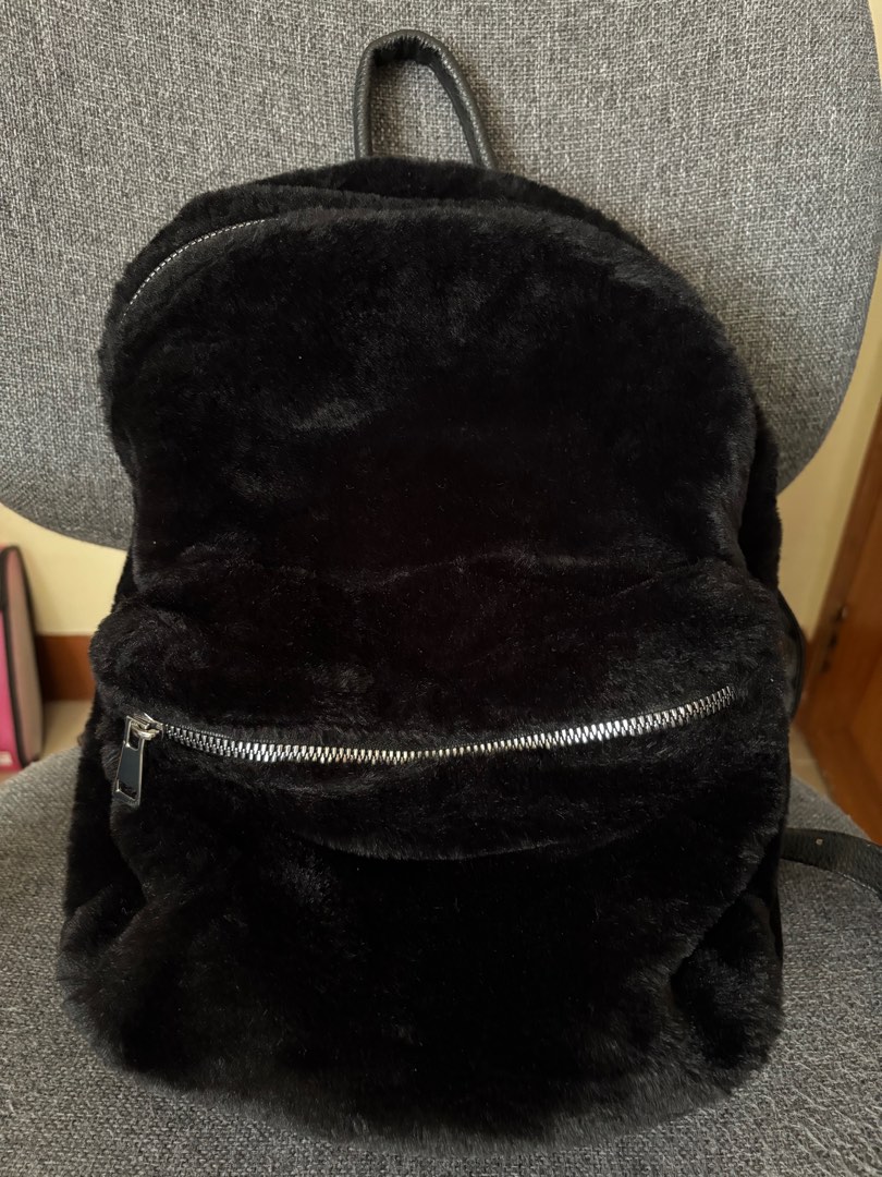 Terranova fur backpack, Women's Fashion, Bags & Wallets, Backpacks on ...