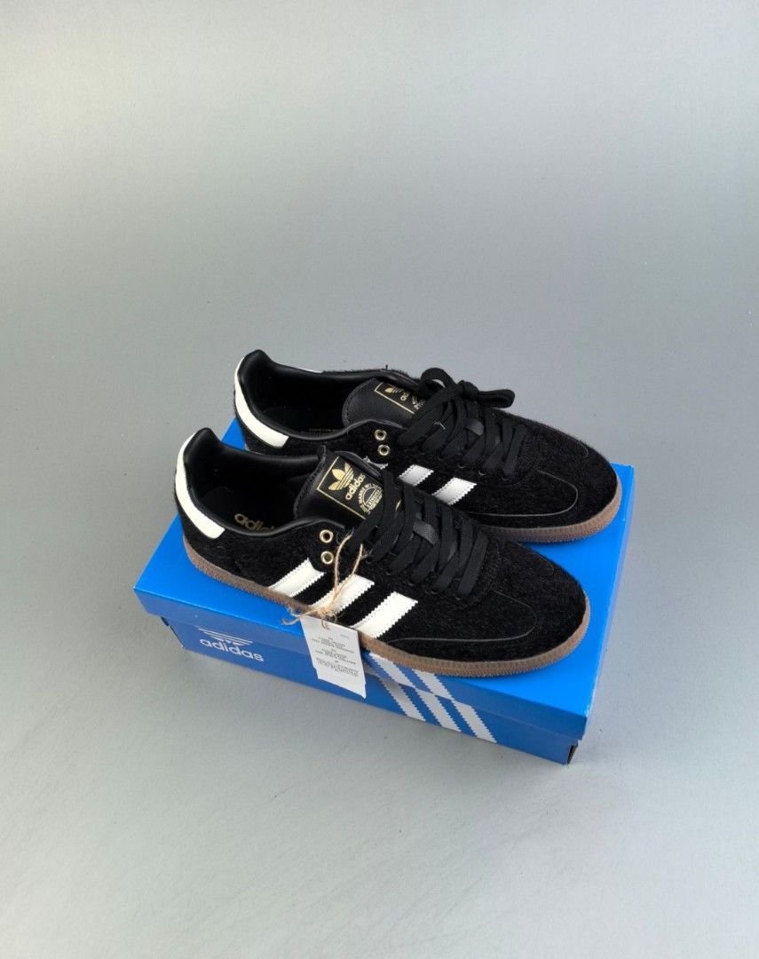 Adidas AD Samba, Luxury, Sneakers & Footwear on Carousell