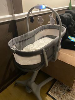 Chicco Baby Hug 4 in 1 Crib, Babies & Kids, Baby Nursery & Kids ...