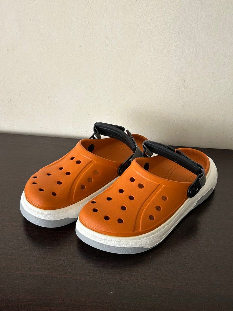 Crocodile crocs, Men's Fashion, Footwear, Flipflops and Slides on Carousell
