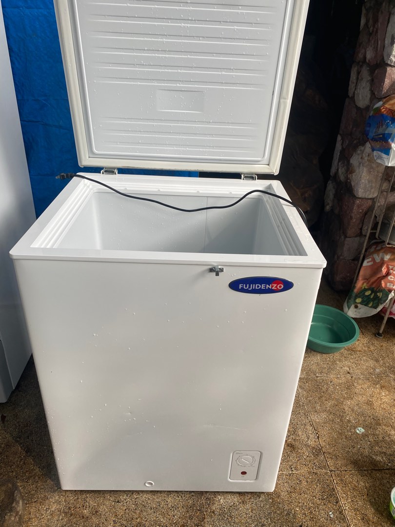 Fujidenzo Dual Function Chest Freezer FC-48GDF, TV & Home Appliances ...