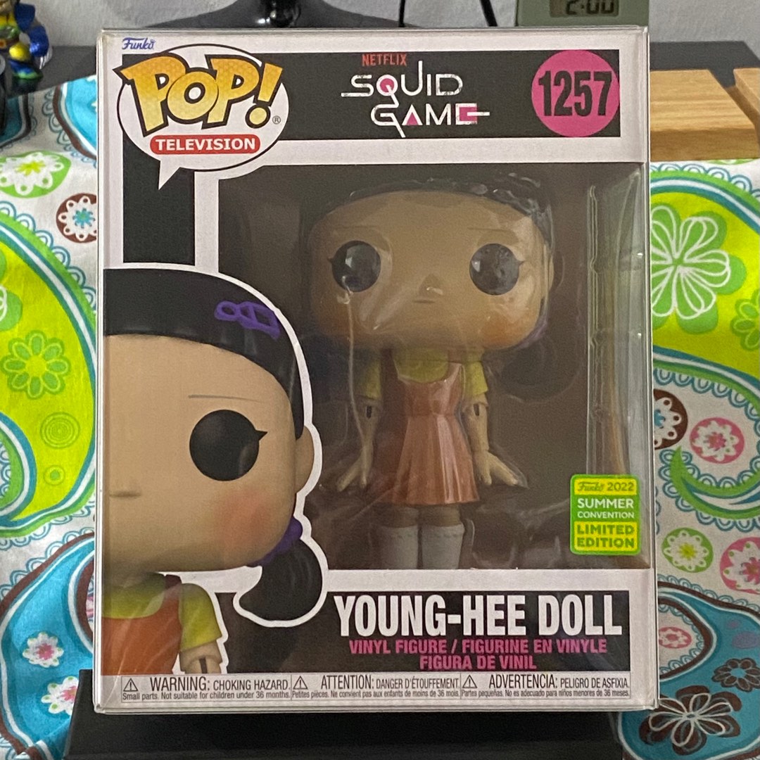 Funko Pop Young-Hee Doll (Summer Convention Sticker), Hobbies & Toys ...