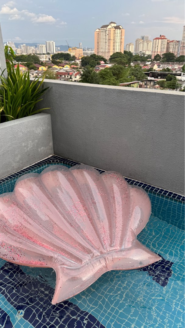 Giant Seashell Inflatable Float, Babies & Kids, Infant Playtime on ...