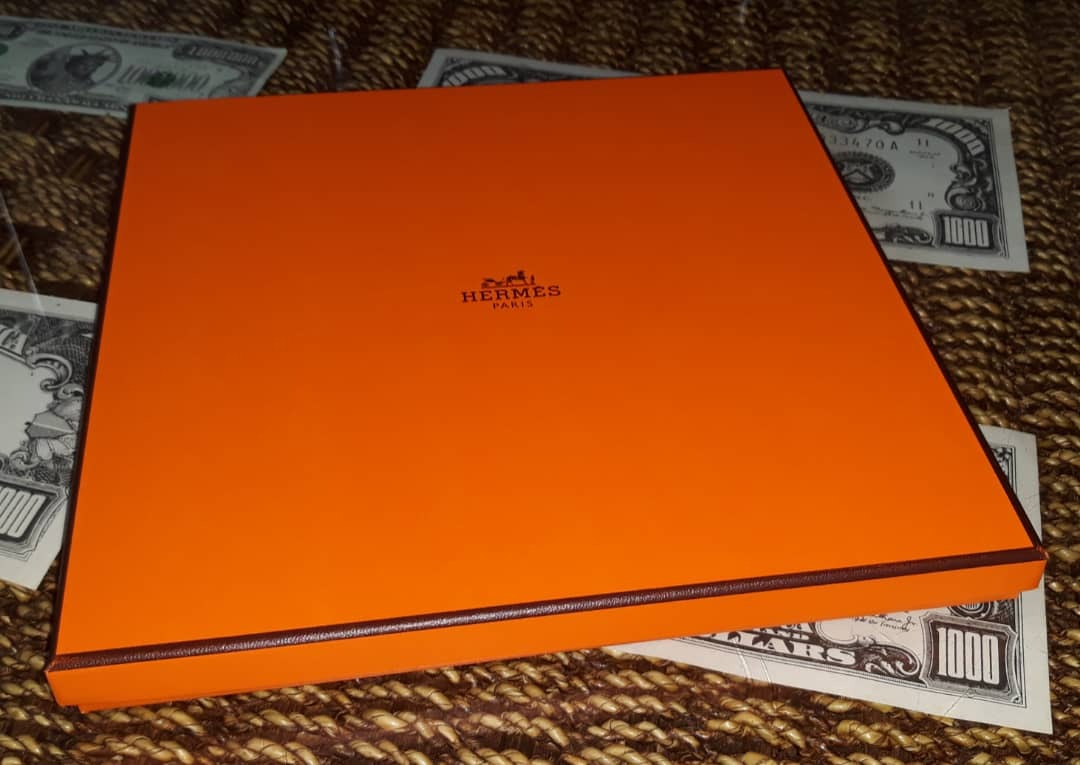 HERMES Empty Box @ 24 x 24 x 2 CM, Luxury, Accessories on Carousell