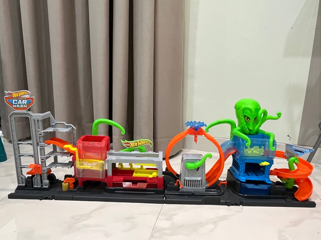 Hot Wheels Ultimate Octo Car Wash, Toys & Collectibles, Mainan di Carousell