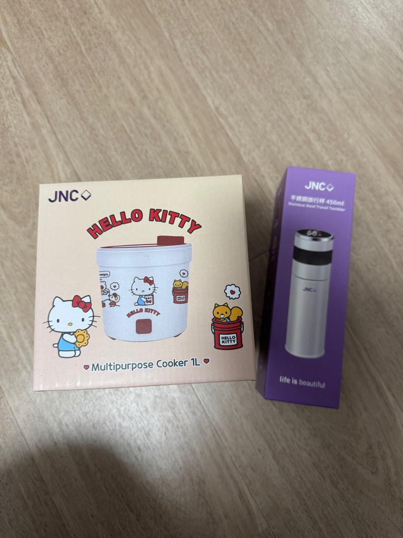 JNC x Hello Kitty 多功能煮食寶 1L + 不銹鋼旅行杯 450ml, 傢俬＆家居, 廚具和餐具, 炊具及配件 - Carousell
