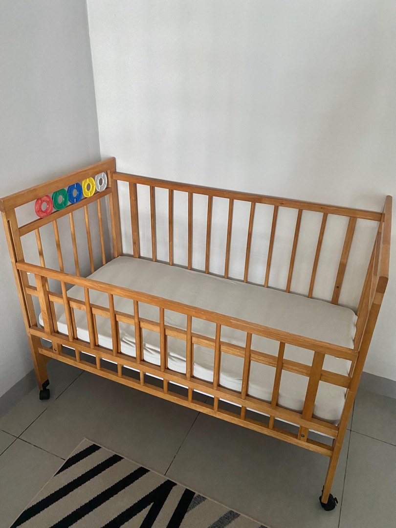 Katil Baby dan tilam, Babies & Kids, Baby Nursery & Kids Furniture ...