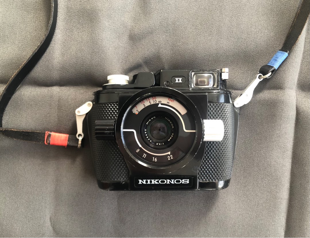 Nikon Nikonos II with 35mm f2.5 lens, Photography, Cameras on Carousell