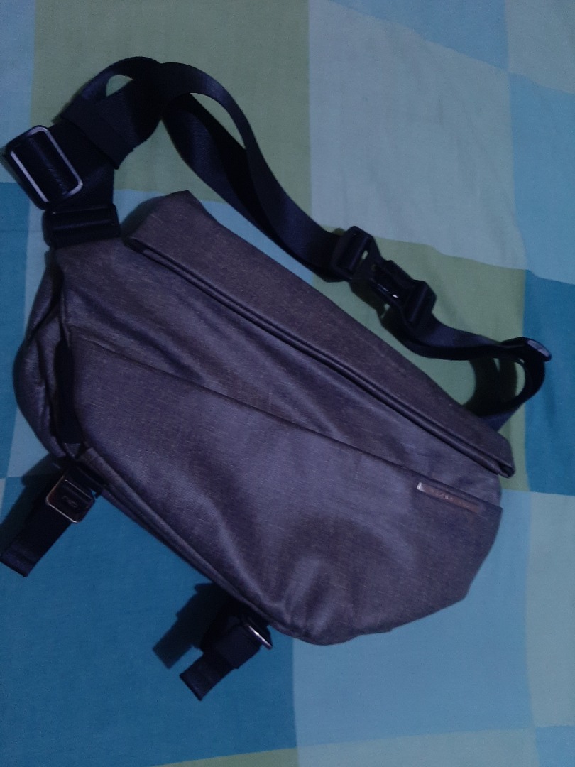 Original NIID R1 Urbanature Crossbody Bag, Men's Fashion, Bags, Sling ...