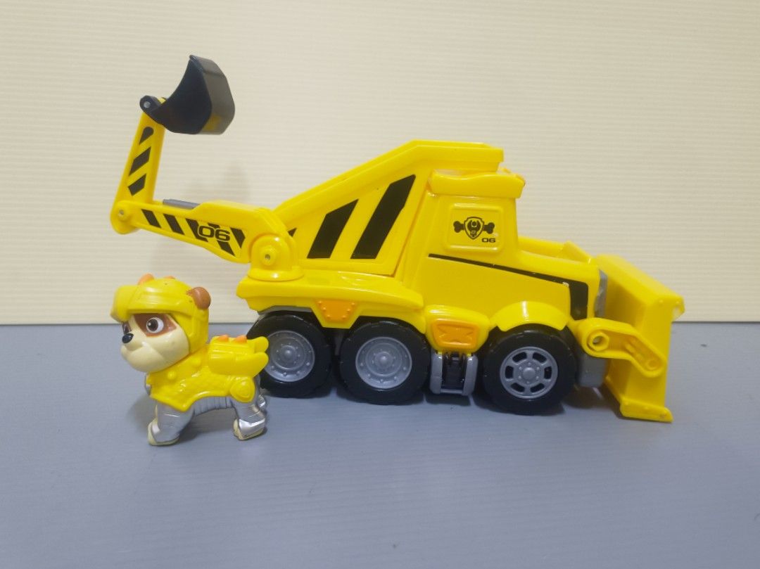 Spin master Paw Patrol Rubble Ultimate Rescue Bulldozer, Hobbies & Toys ...