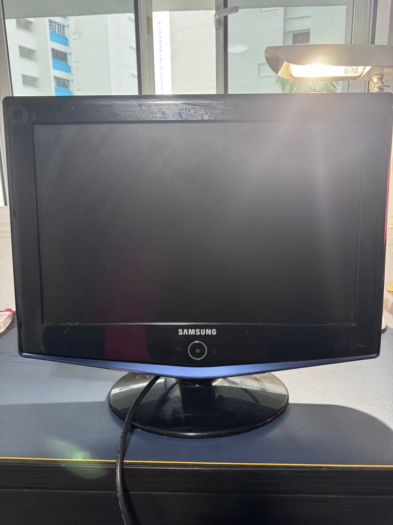 Samsung LA19R71B 19 Inch Widescreen Television, Computers & Tech ...