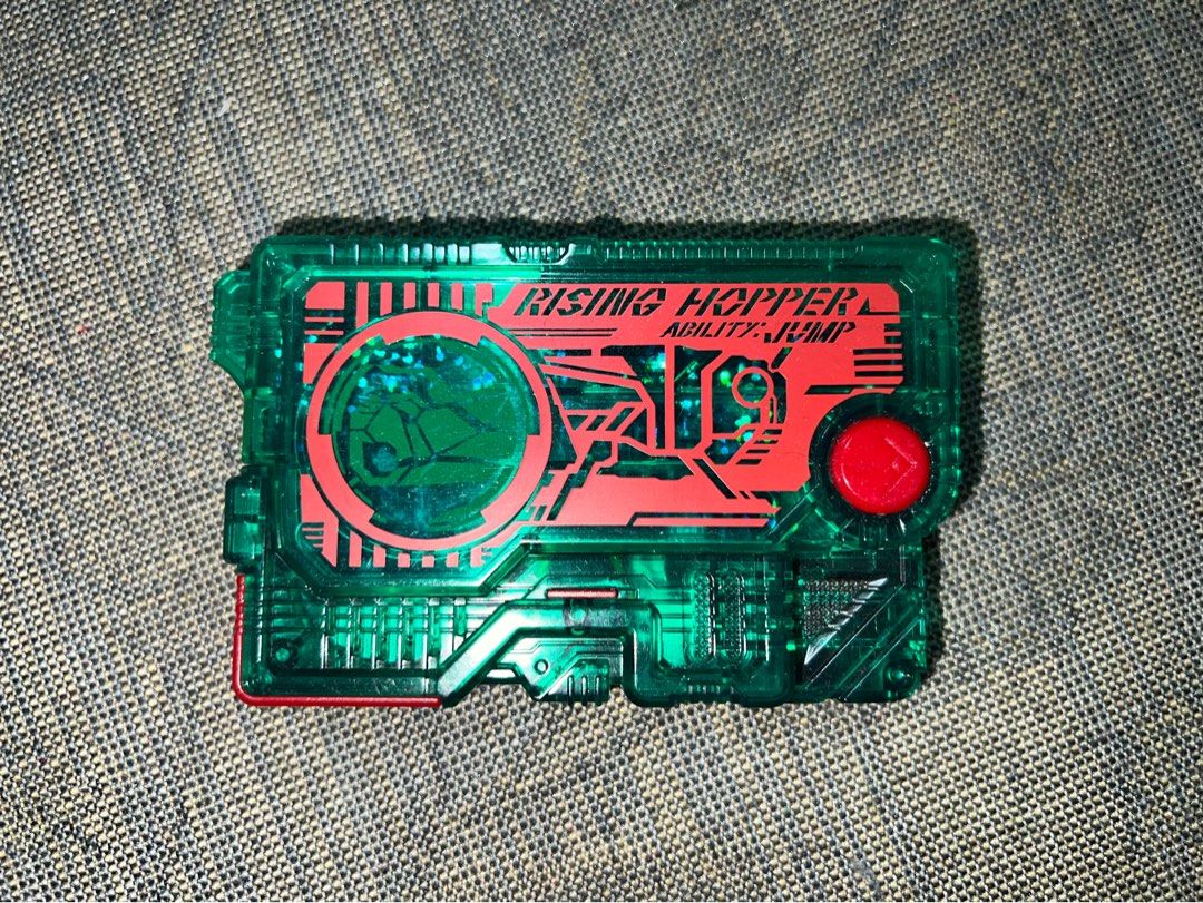SG Kamen Rider Zero One Rising Hopper Christmas Ver Progrise Key ...