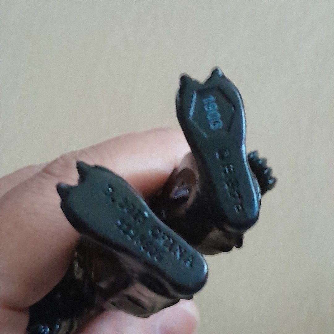 Ultraman Kaiju Sofubi 5.5 inch Bandai, Hobbies & Toys, Toys & Games on ...