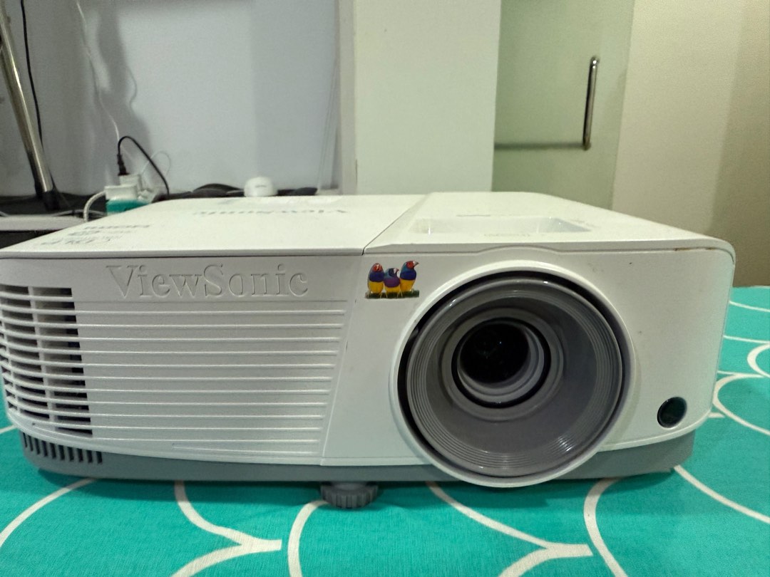Viewsonic PA503SB Lumens business projector, TV & Home Appliances, TV ...