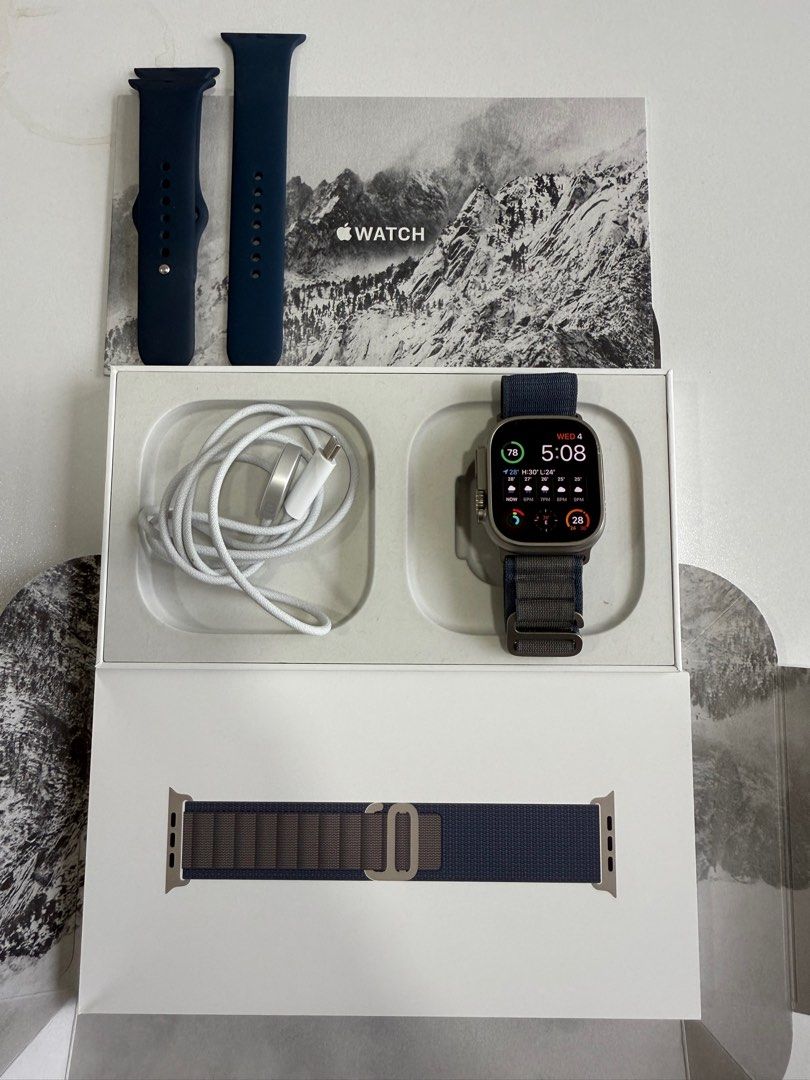 Apple Watch Ultra 2 49mm Natural Titanium Blue Alpine Loop | Battery ...
