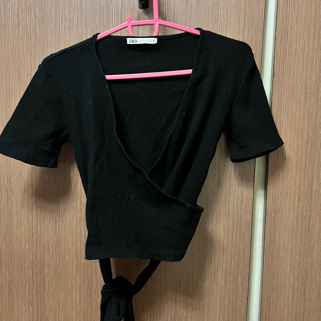 Black tipe front top, Women's Fashion, Tops, Blouses on Carousell