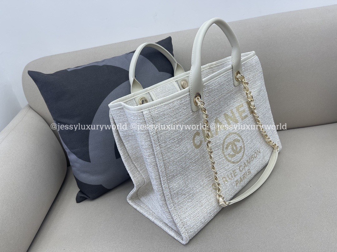 CHNL Medium Deauville Tote Light Beige Glitter Gold, Women's Fashion ...