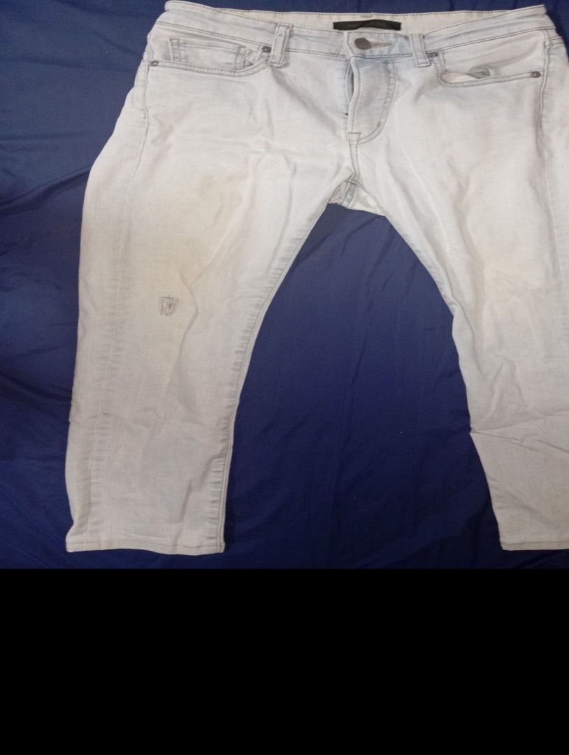 (Combo) Supreme & Uniqlo Jeans (ade koyak, sila tengok gamba ii), Men's ...