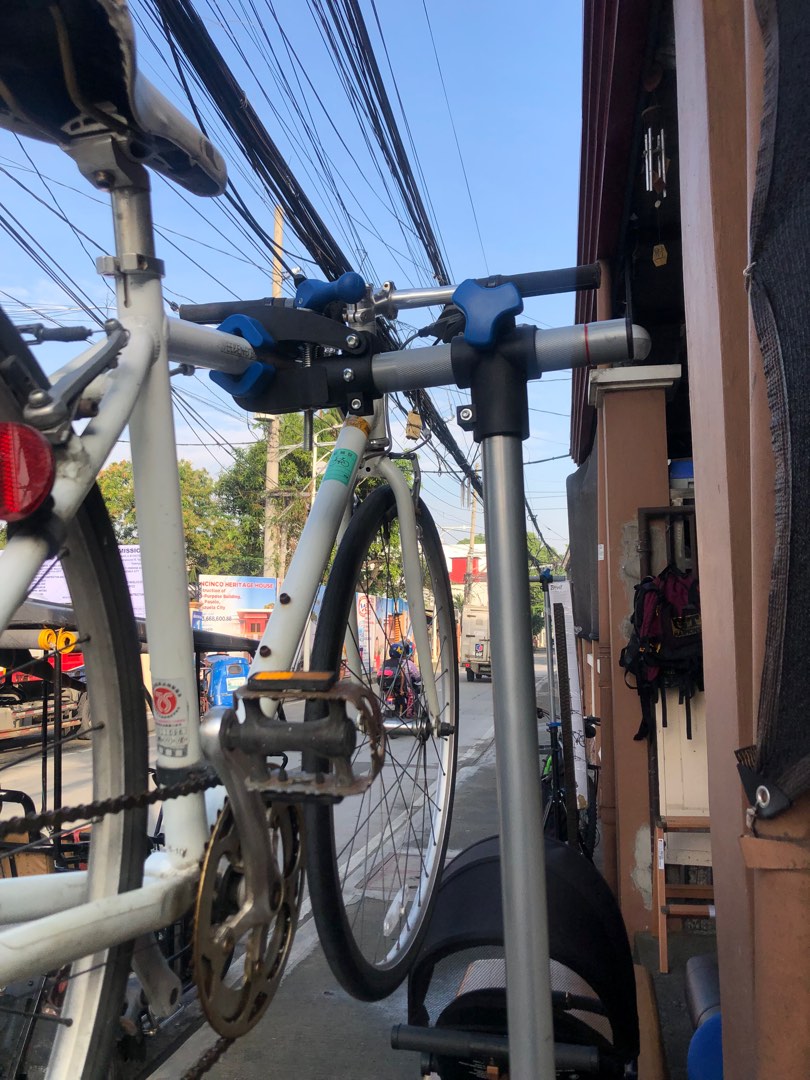 Crivit Bicycle Stand Heavy Duty, Sports Equipment, Bicycles & Parts ...