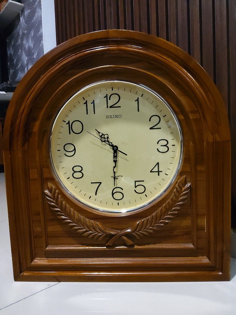 Jam dinding, khas kayu jati,, Furniture & Home Living, Home Decor ...
