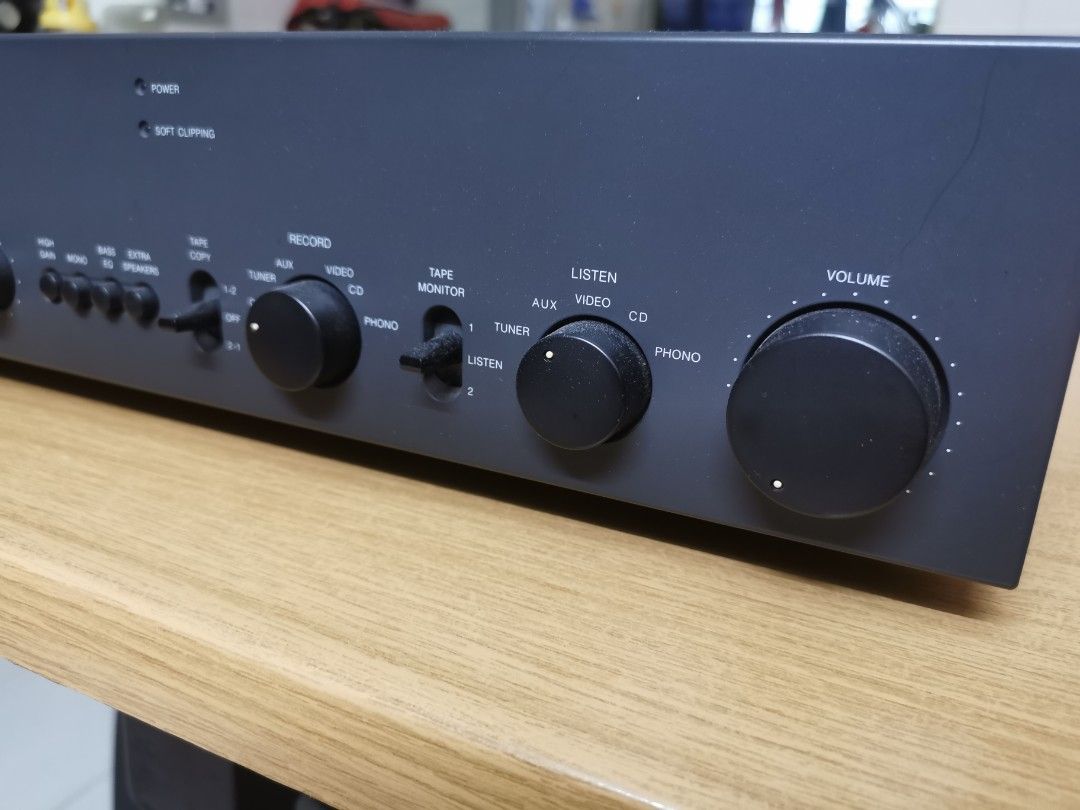 NAD INTEGRATED AMP 306, Audio, Other Audio Equipment on Carousell
