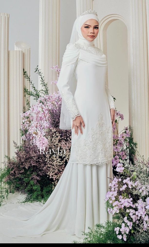 Rayfa Kurung by Hijabistahub (bride series), Women's Fashion, Muslimah ...