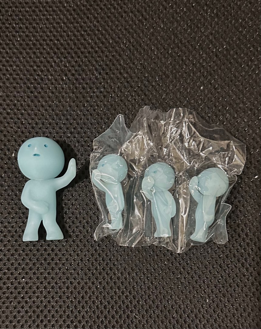 smiski little smelly + holding in set, Hobbies & Toys, Toys & Games on ...