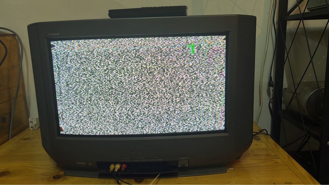 SONY TRINITRON 20inch Wide Gaming Crt, TV & Home Appliances, TV ...