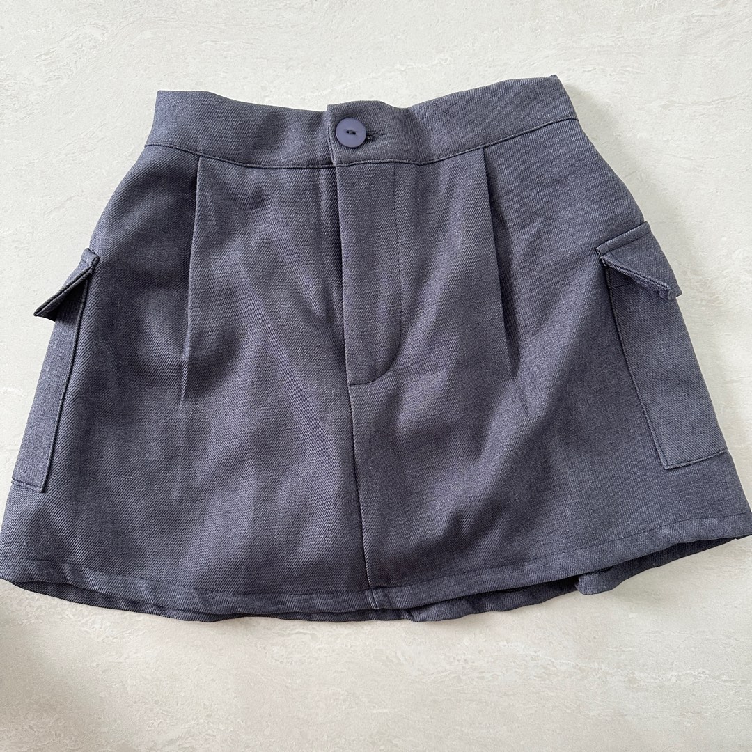 Talent dark grey skort, Women's Fashion, Bottoms, Skirts on Carousell