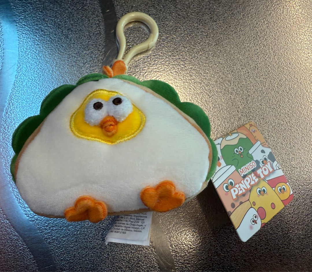 三文治雞公仔匙扣 DunDun miniso Squishy keychain sandwich, 興趣及遊戲, 玩具 & 遊戲類 ...