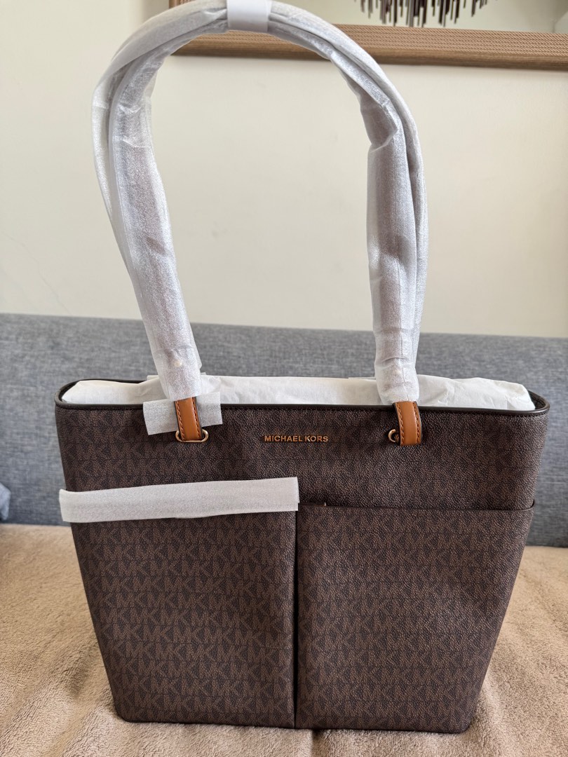 Authentic MK tote bag, medium size with tags, Women's Fashion, Bags ...